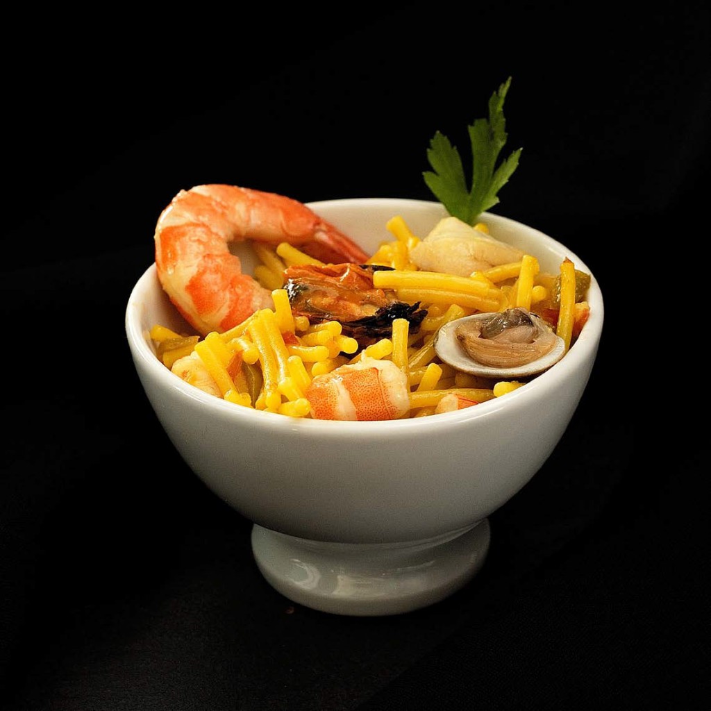 Fideos gordos con pescado y marisco - Oleoestepa